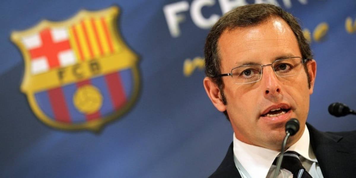 Enganchada entre Sandro Rosell y Vicent Sanchís