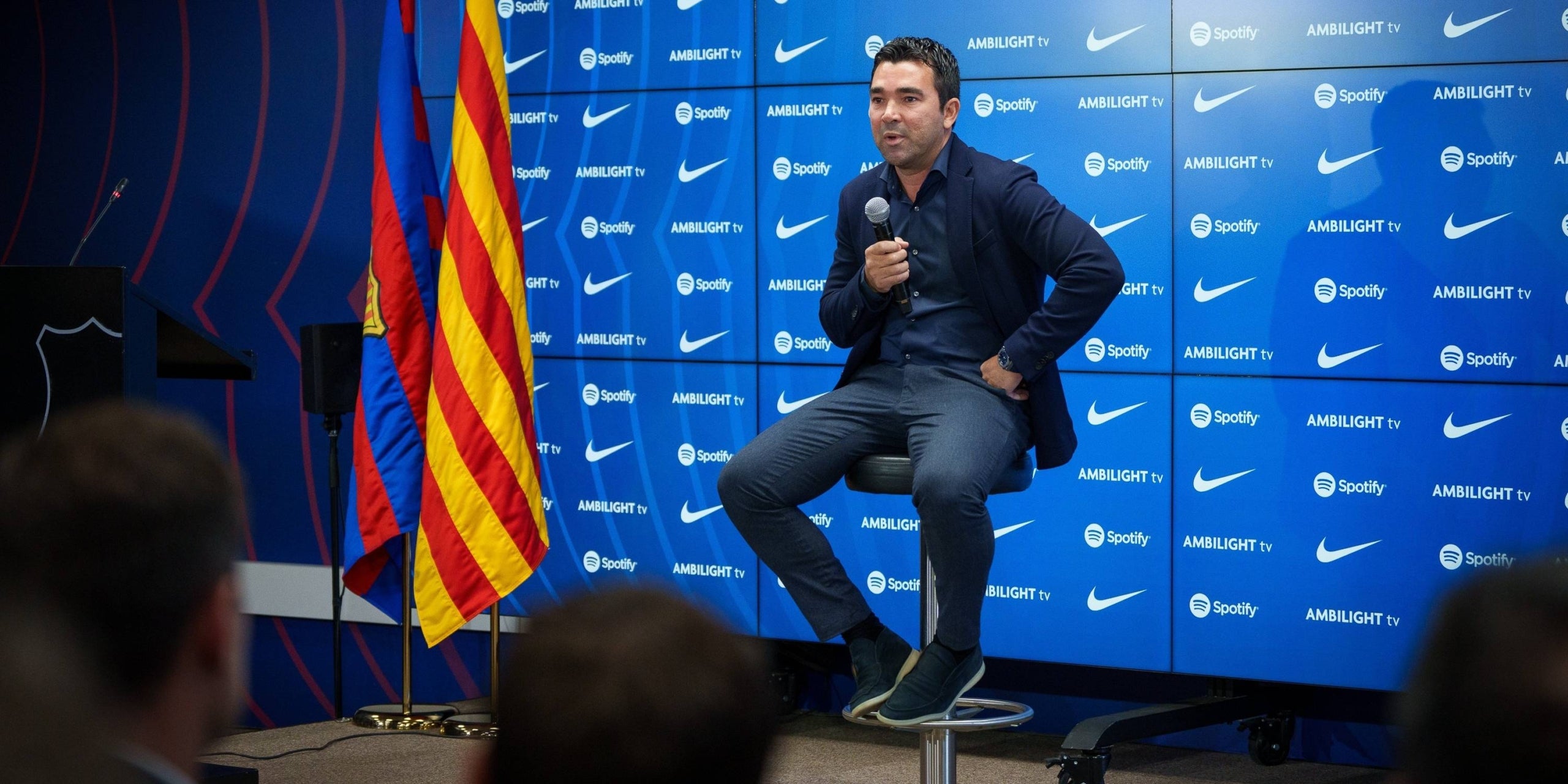 Deco parla sense embuts del futur de Xavi