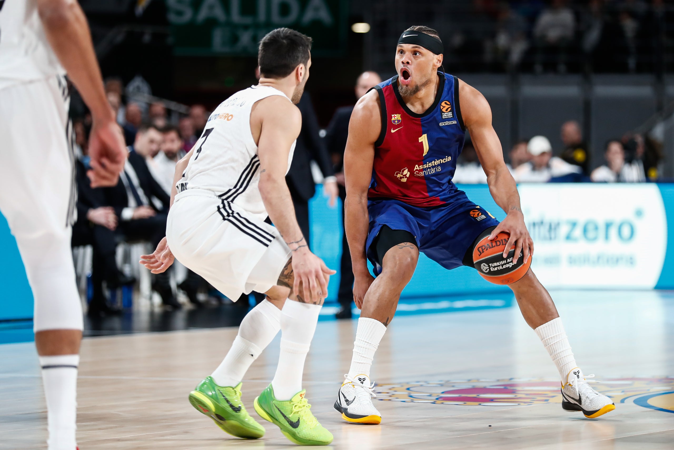 El Barça cau davant el Reial Madrid en un intens clàssic d'Eurolliga